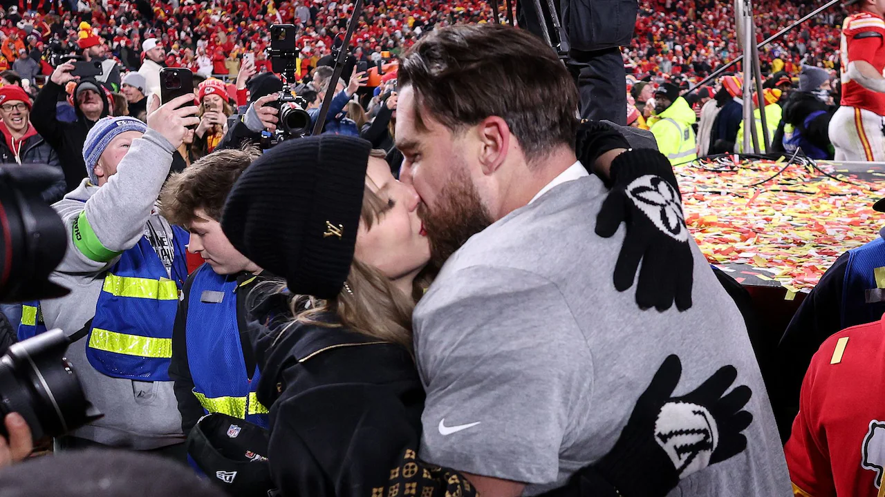 Taylor Swift Y Travis Kelce Celebran El Pase De Los Chiefs Al Super Bowl En Una Noche Histórica ...